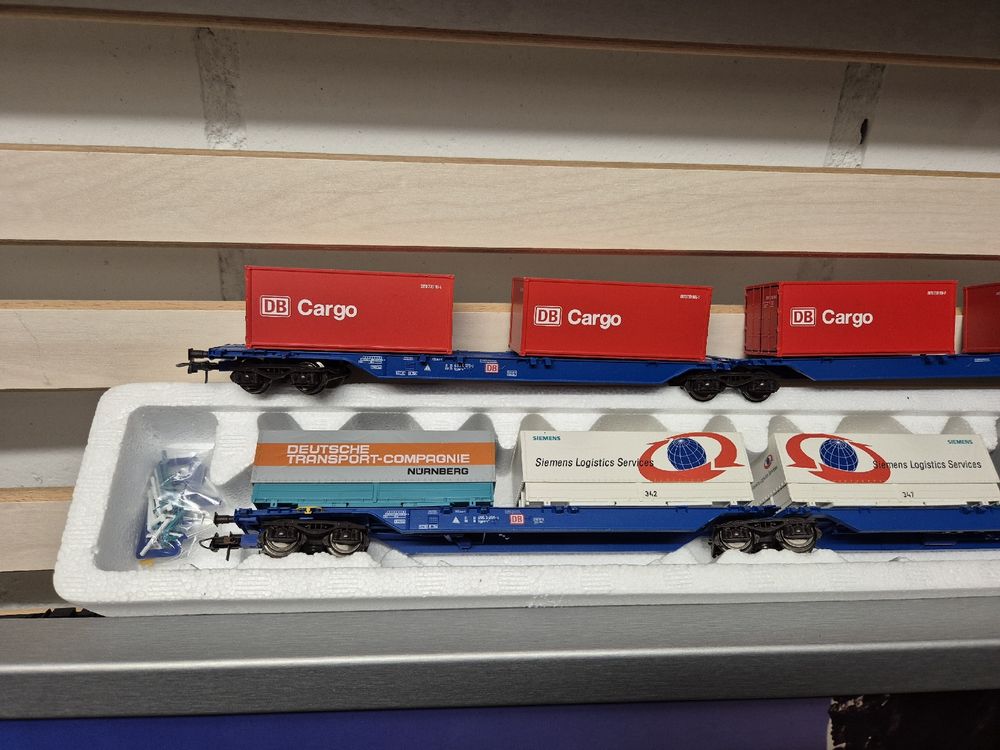 2 Roco H0 Güterwagen mit Container DB Neuwertig 47102 (Gebraucht) in ...