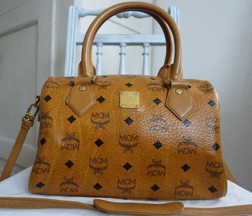 Original MCM Boston Crossbody Bag | Kaufen auf Ricardo