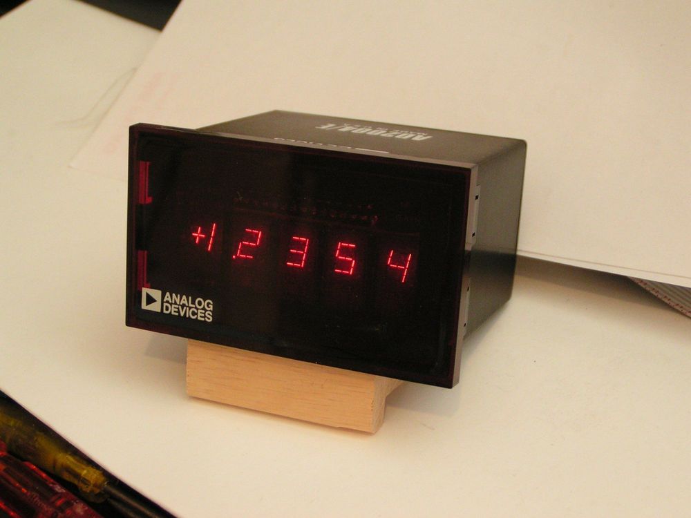 4½ Digit Digital Panel Meter AD2004/E (Gebraucht) in Nussbaumen AG für ...