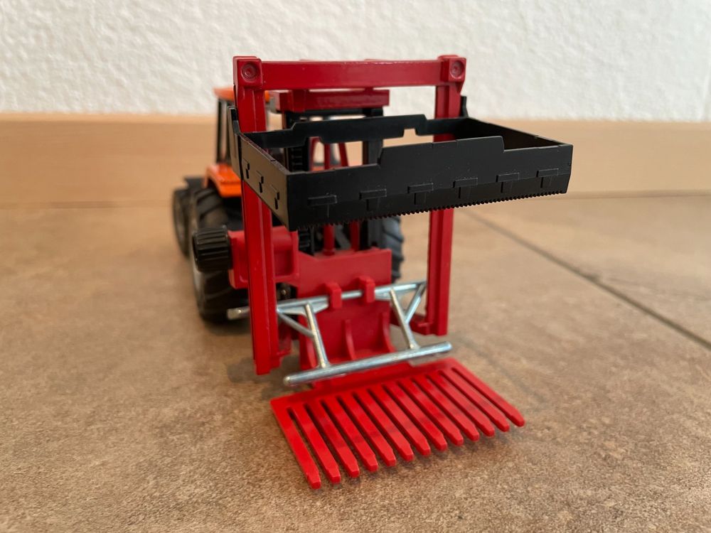 SIKU Agco Allis 8785 mit Siloblockschneider (Neu und originalverpackt ...