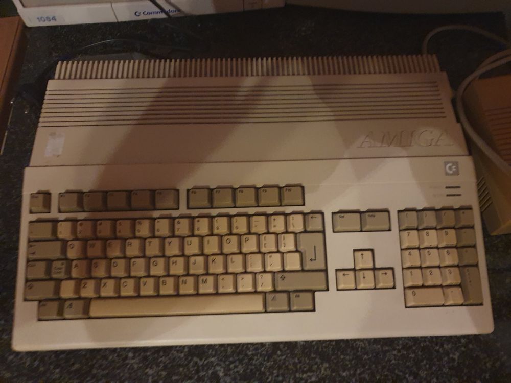 Commodore Amiga | Kaufen auf Ricardo