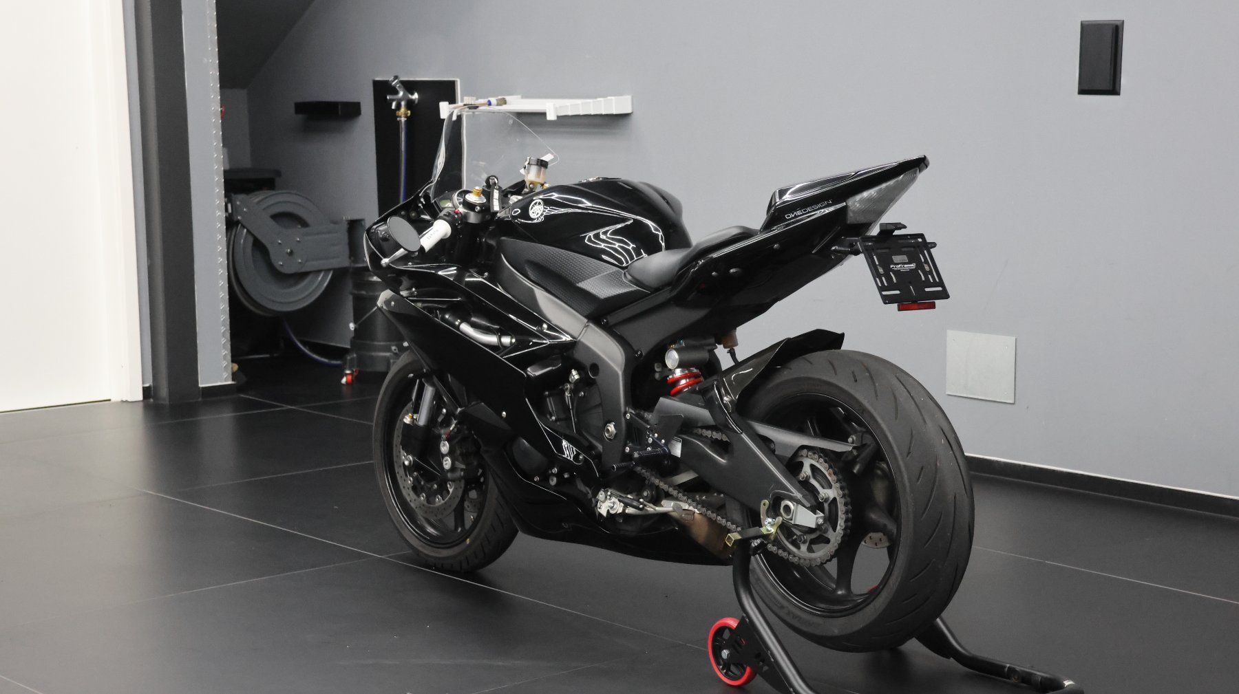 Yamaha YZF-R6 RJ11 25kW (Defekt) in Hallau für CHF 5200 – nur Abholung ...