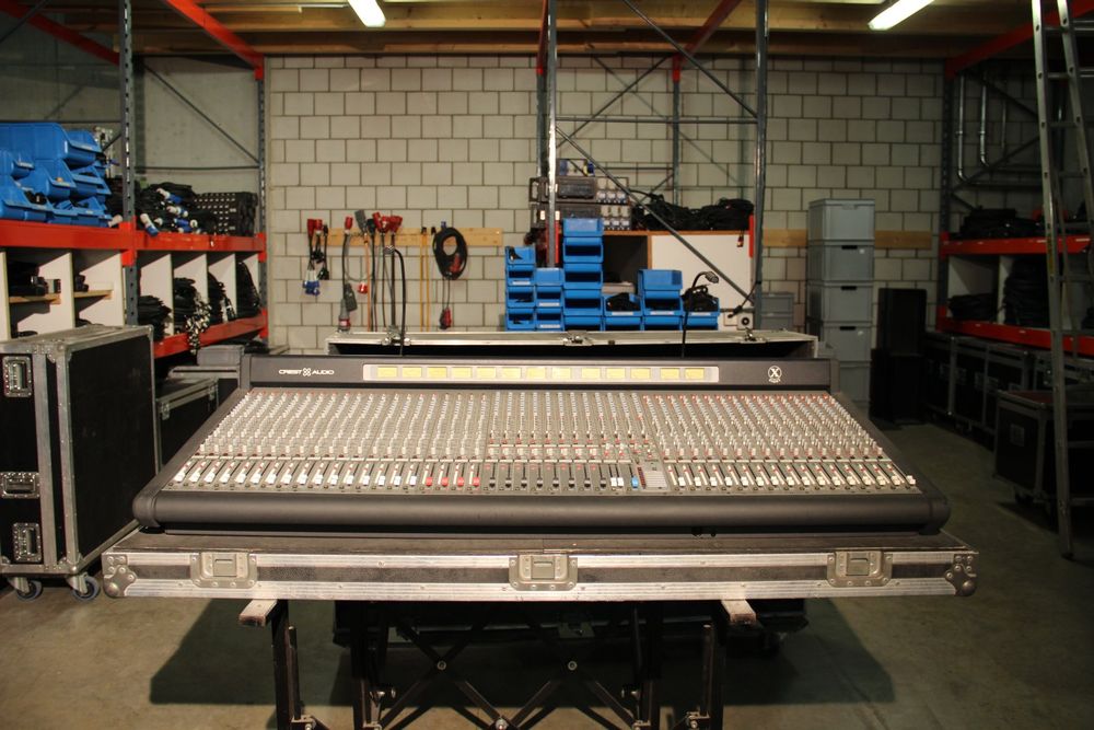 Crest Audio analog Mischpult X8 / X Eight (Gebraucht) in Münchenbuchsee ...
