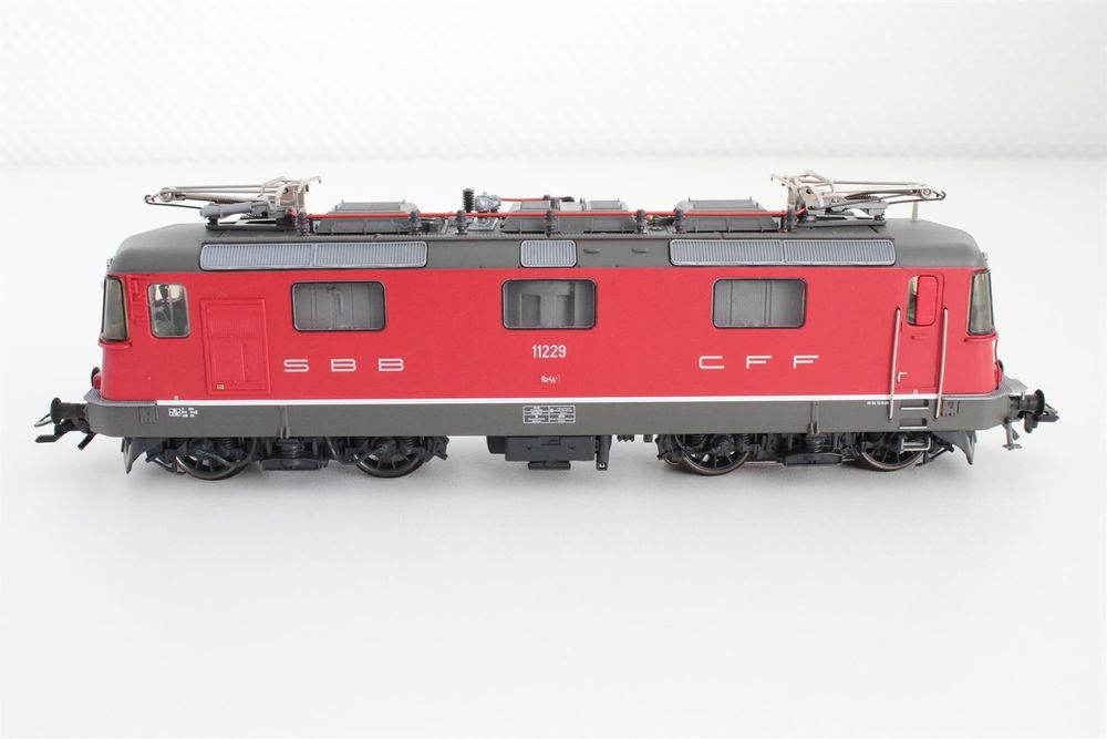 Märklin 37348 SBB Re 4/4 II 11229 Dig. (Gebraucht) in Basel für CHF 250 ...
