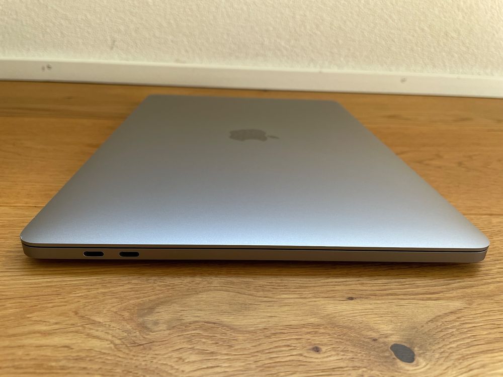 Macbooc Pro 13 Core i5 3.1GHz 512GB Disk 16GB Ram & Touchbar (Gebraucht ...