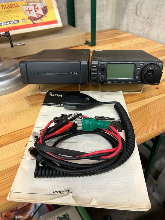 ICOM IC 706 & ICOM AT 180 inkl. MIC , Manual , Cable ab 1.-- (Gebraucht ...