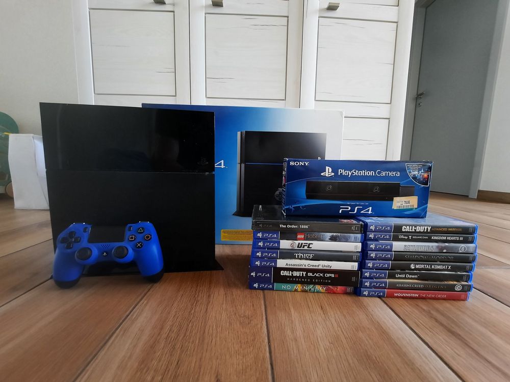 Ps4 500 go avec une manette, ps camera et 15 jeux | Kaufen auf Ricardo