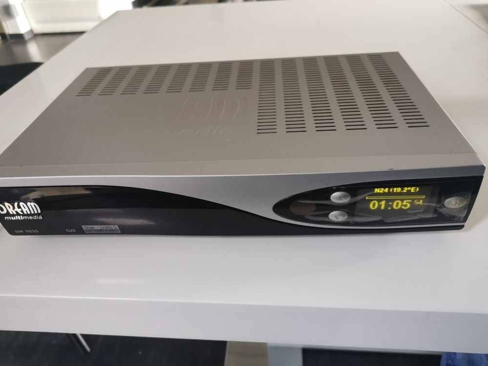 DreamBox DM-7025 Digitaler Sat-Empfänger mit Oled Display (Gebraucht ...