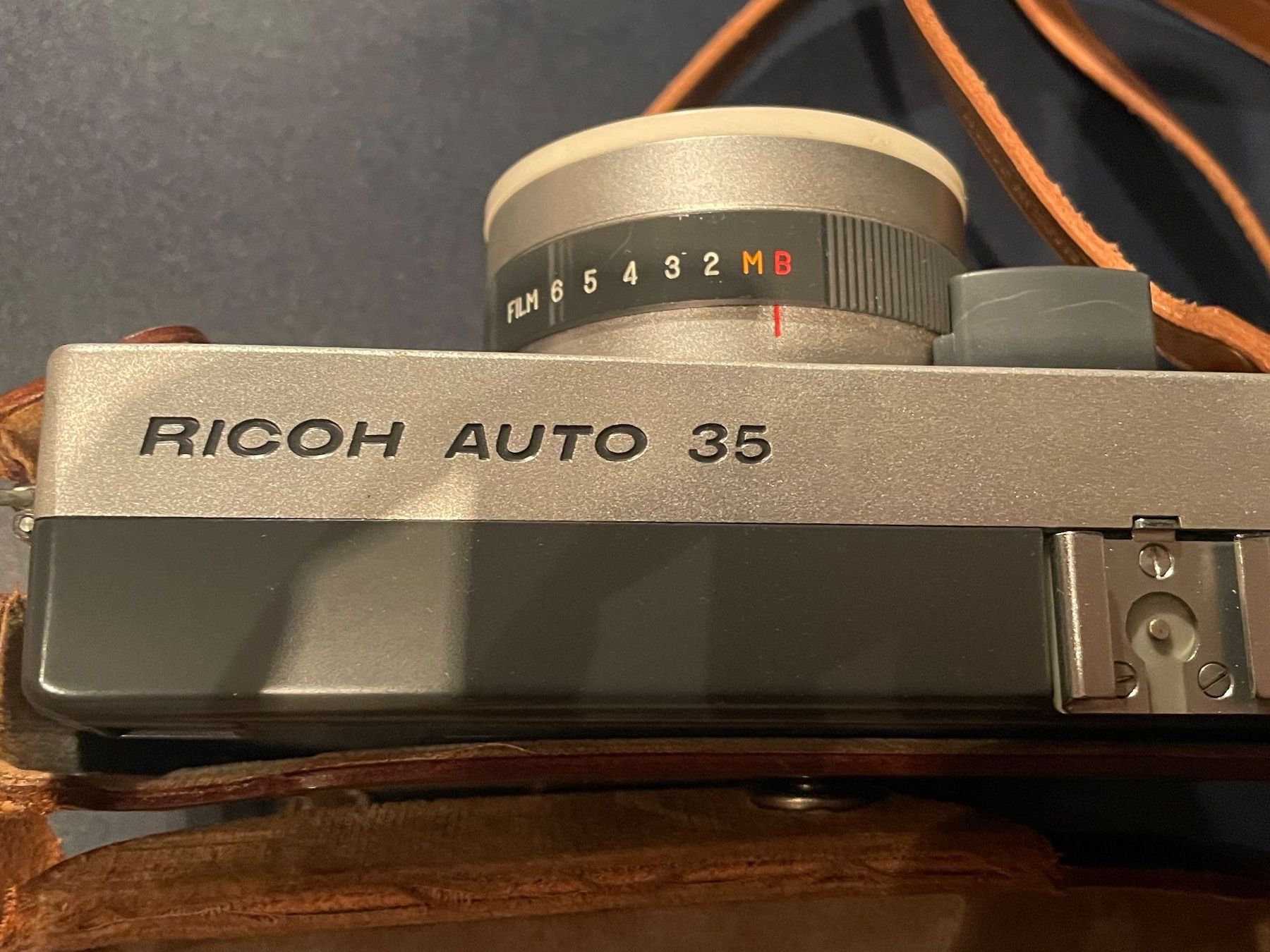 Fotoapparat Ricoh Auto 35 mit Ledertasche, guter Zustand! (Gebraucht ...