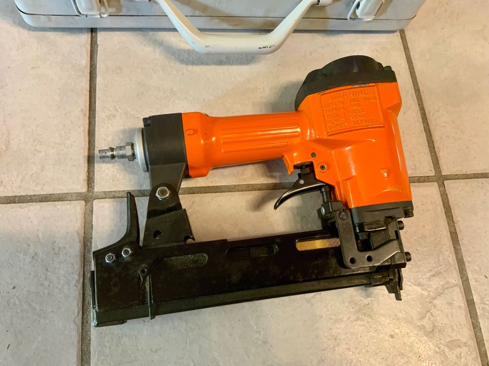 Prebena Nagler Klammergerät (Hazet,Bosch,Metabo,Dewalt…) (Gebraucht) in ...