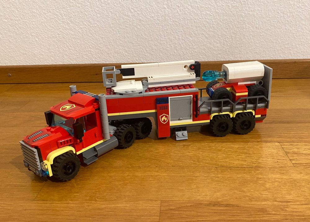 LEGO City 60282 Feuerwehr Grosseinsatz Fire Command Unit (Gebraucht) in ...
