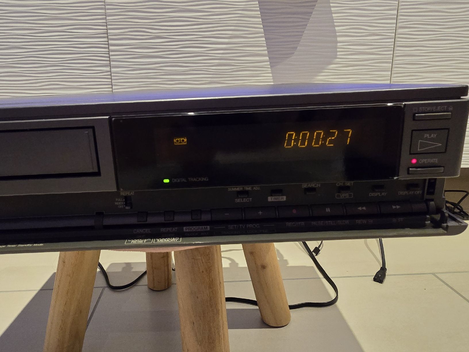 Magnétoscope JVC HR-D560EG - Parfait pour vos VHS! (D'occasion) à ...