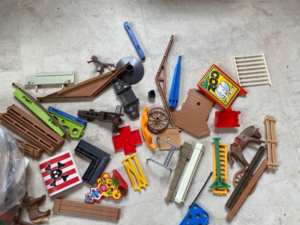 Playmobil Einzelteile / Ersatzteile 2kg | Kaufen auf Ricardo