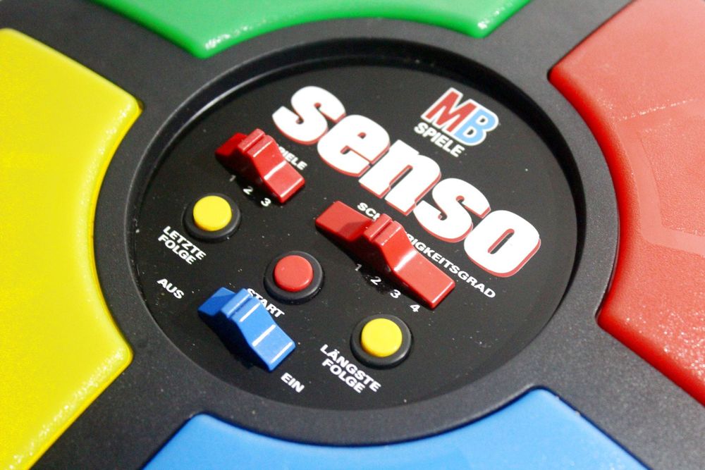 Vintage SENSO (Simon Says) Computerspiel von 1978, Bastler (Defekt) in ...