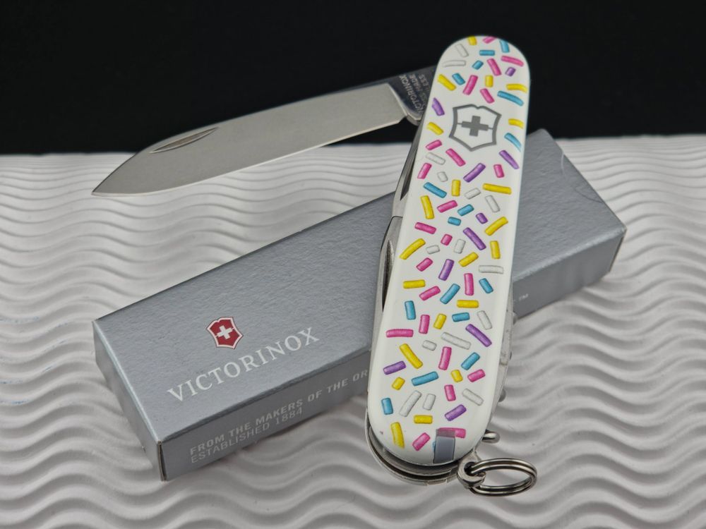 Victorinox Spartan "Streusel" 2025 (Neu und originalverpackt) in Agno für CHF 59 – mit Lieferung ...