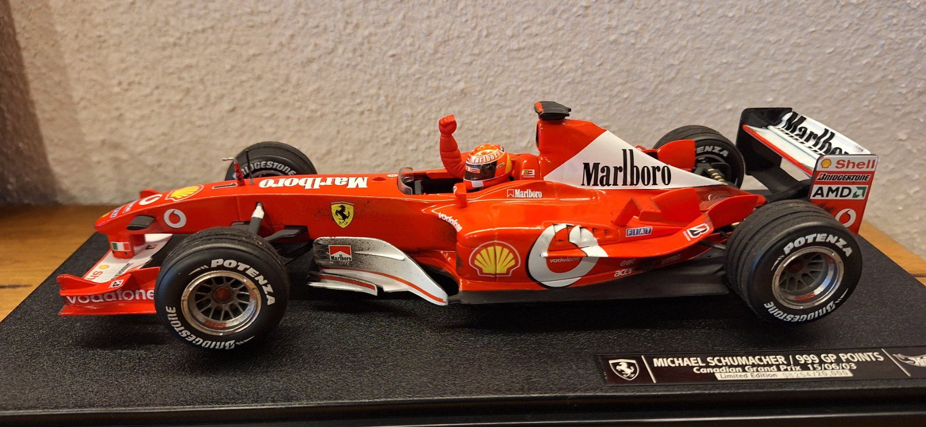 Ferrari F2003 Michael Schumacher F1 World Champion 2003 1:18 (Gebraucht ...