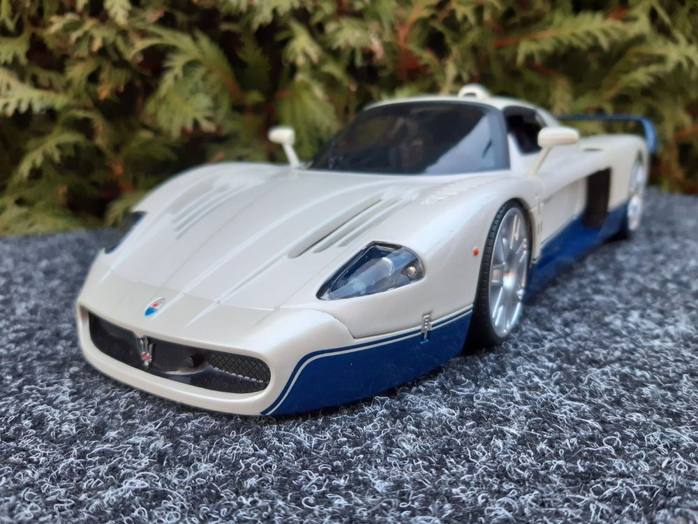 Maserati MC 12 (Gebraucht) in für CHF 49 – mit Lieferung auf Ricardo kaufen