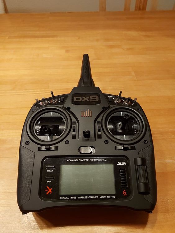 Spektrum DX9 Black Edition inkl. Sendekoffer und Empfänger (Neu (gemäss ...