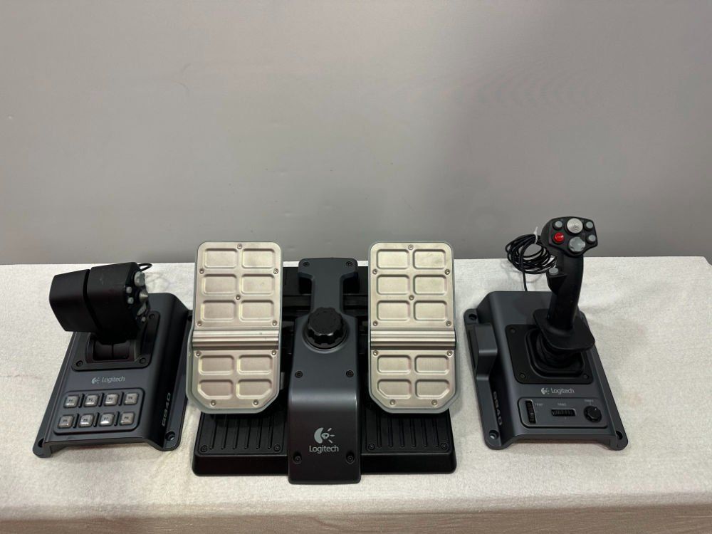 Logitech G940 Force Feedback Hotas (Gebraucht) in Obernau für CHF 190 ...