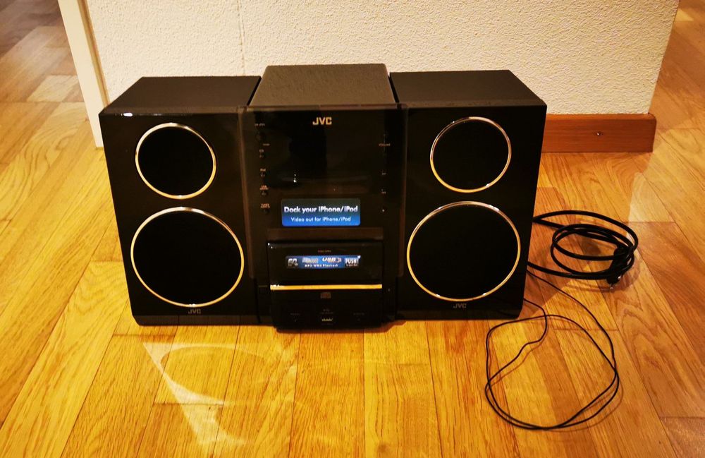 Stereoanlage JVC UX-LP55B (Gebraucht) in Giswil für CHF 30 – mit ...