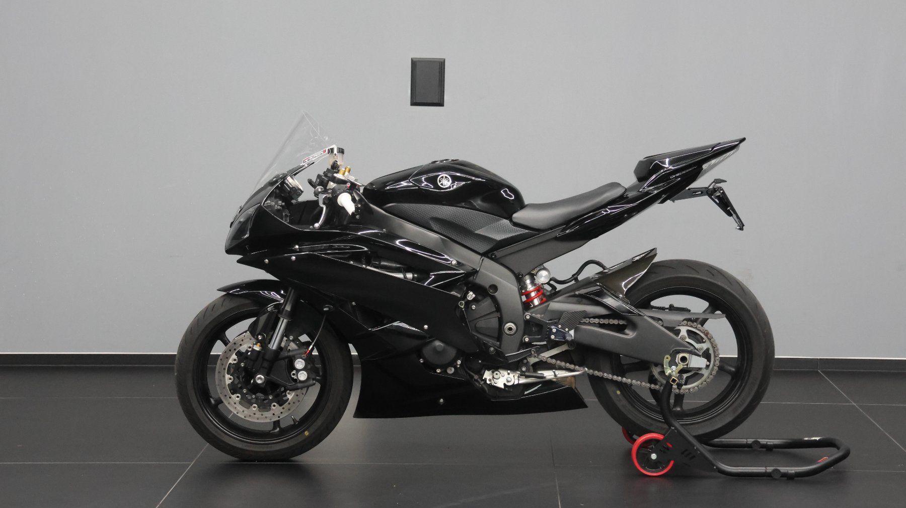 Yamaha YZF-R6 RJ11 25kW (Defekt) in Hallau für CHF 5200 – nur Abholung ...