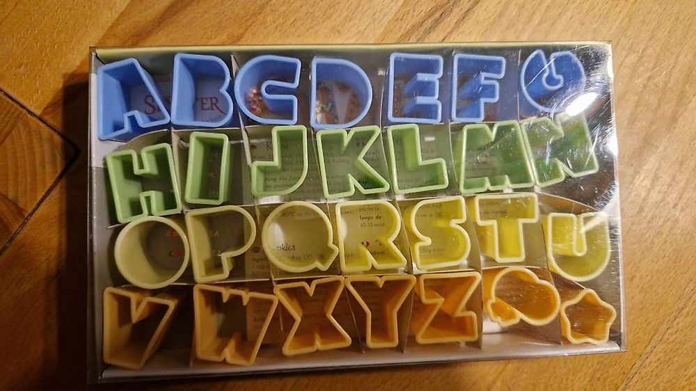 Ausstecher ABC (Gebraucht) in Winterthur für CHF 5 – nur Abholung auf ...