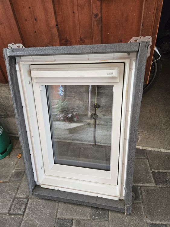 Dachfenster Velux - Schwingflügelfenster GGU C02 / 55/78 cm (Gebraucht ...