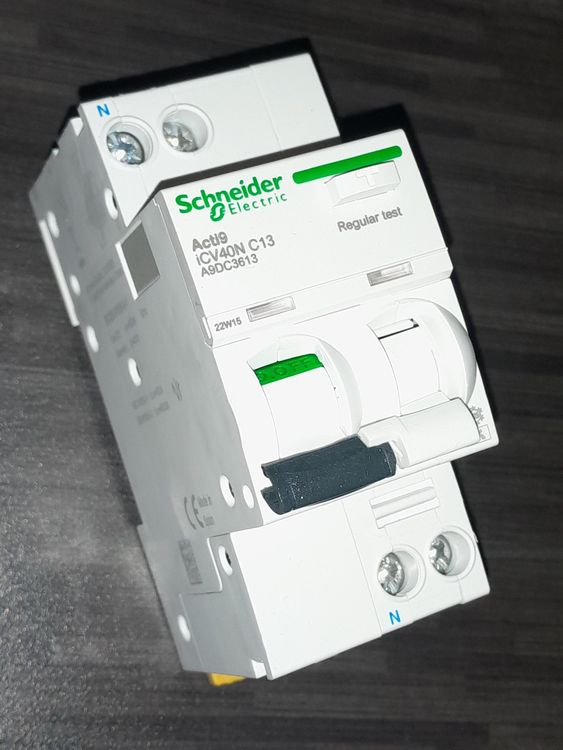 Schneider Electric Acti9 C13 FILS 30mA (Gebraucht) in Steffisburg für CHF 18 – mit Lieferung auf ...
