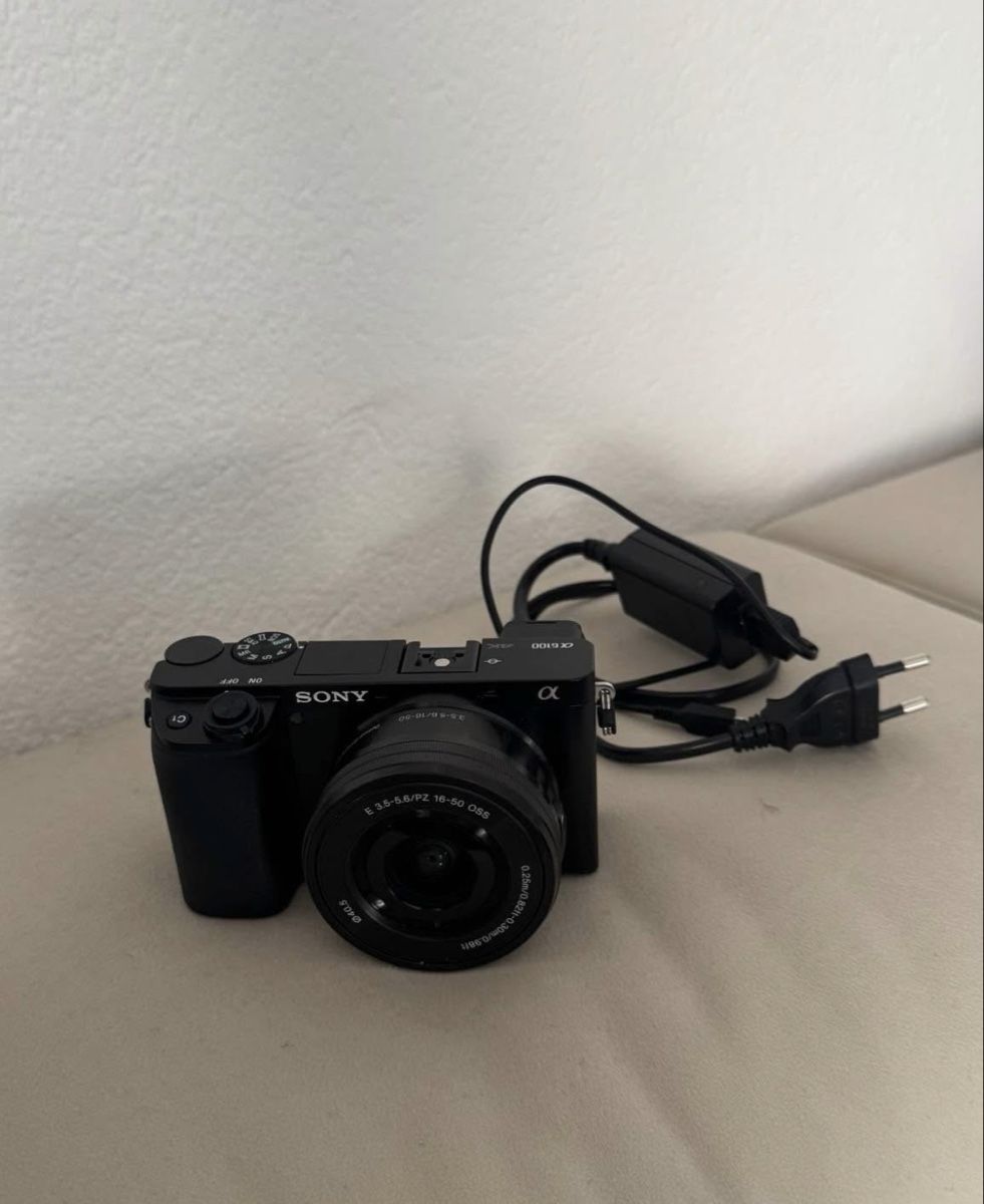 SONY Alpha 6100 Body mit Objektiv 16 - 50 mm (Schwarz) (Neu (gemäss ...