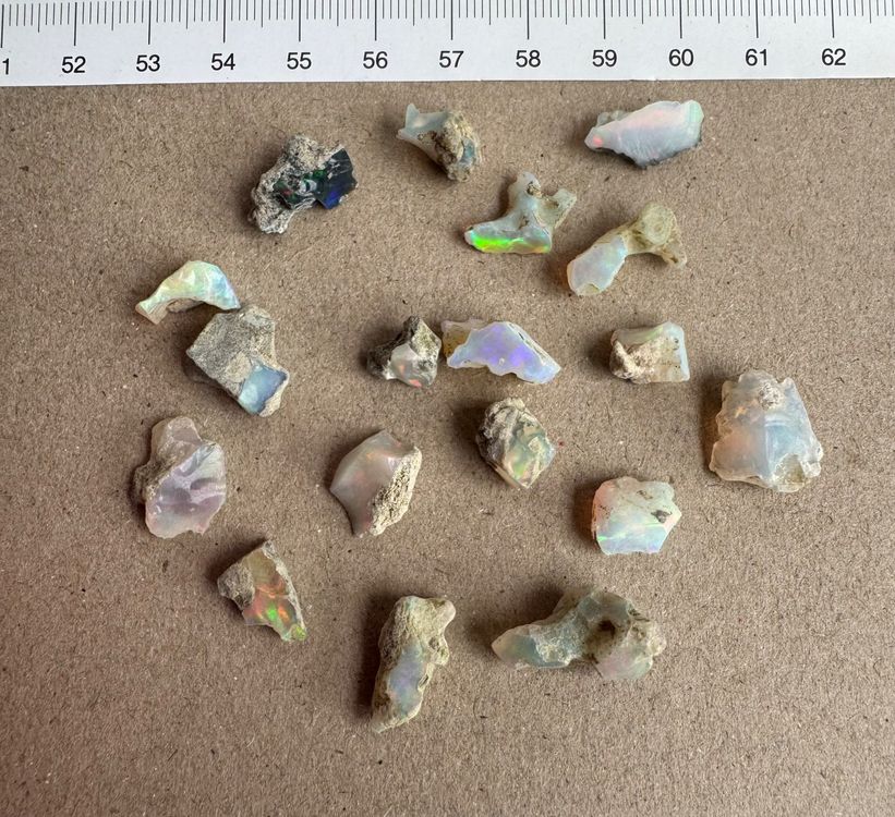 Opale aus Welo Mine Aethiopen Splitter roh unbehandelt Opal (Neu und ...