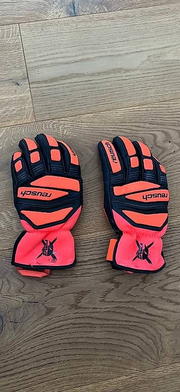 Reusch Handschuhe 8.5 (Gebraucht) in Balzers für CHF 25 – mit Lieferung ...