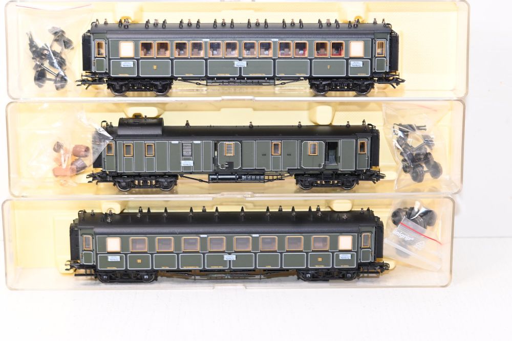 Kay Bay Personenwg Trix HO/AC mit OVP + DC Achsen Neuwertig (Neu ...