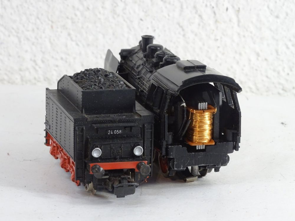 Märklin 3003 Dampflok BR24 056 DB, Analog, H0,WS/AC | Acheter sur Ricardo