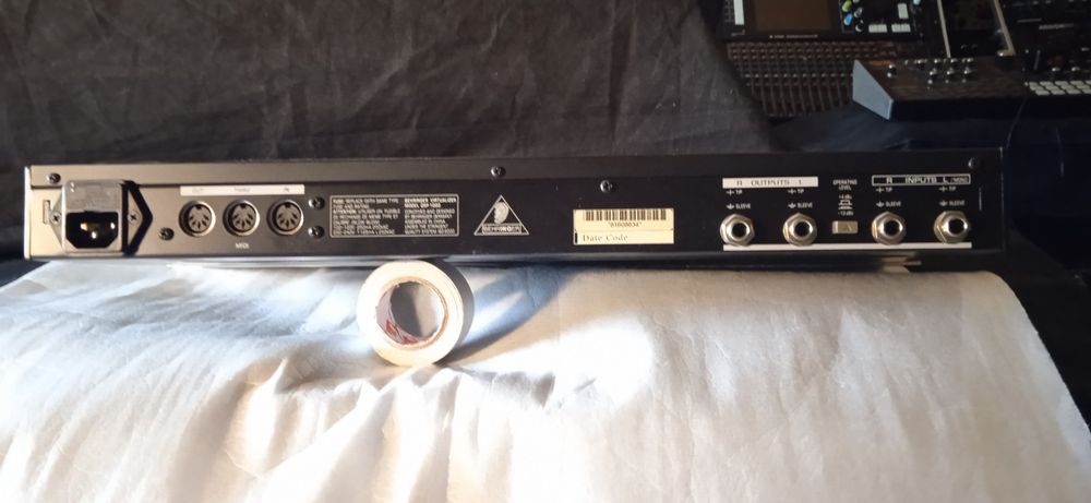 Behringer Virtualizer DSP1000 (Gebraucht) in Zénauva für CHF 45 – mit Lieferung auf Ricardo kaufen