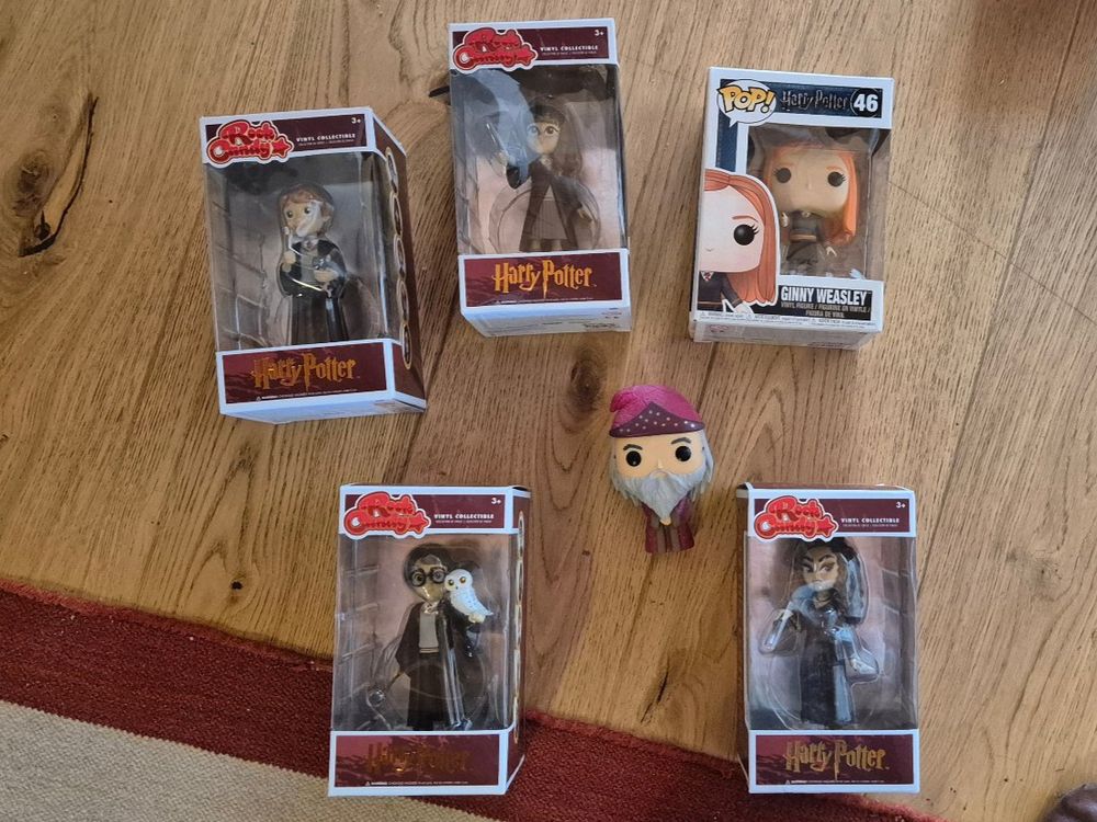 5 Figurines Harry Potter - dans le carton, plus 1 (Neu und ...
