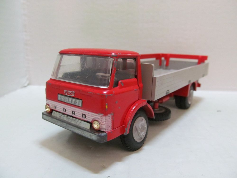 FORD D-800 TEKNO DÄNEMARKT (Gebraucht) in Grueningen für CHF 15 – mit ...