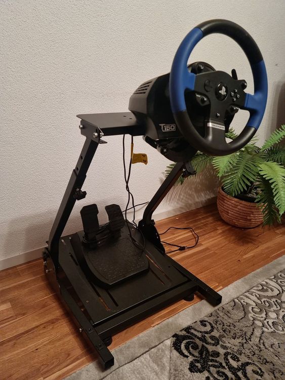 Thrustmaster t150 inkl. Ständer | Kaufen auf Ricardo