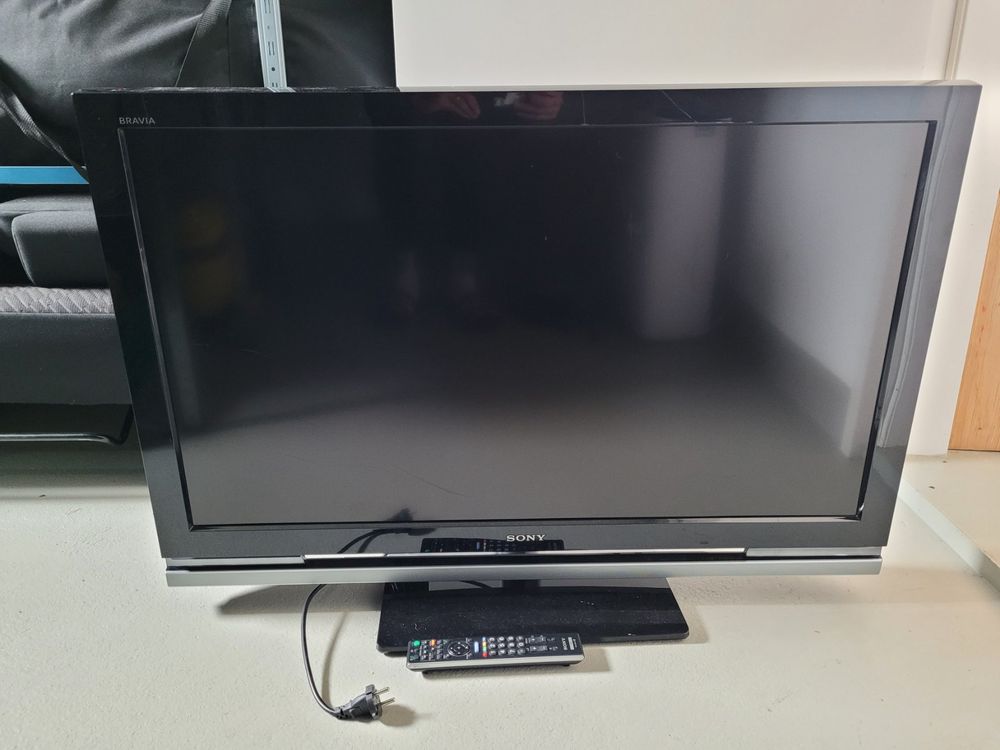 Sony Bravia KDL- 40'' HD TV (Gebraucht) in NOTTWIL für CHF 2 – nur Abholung auf Ricardo kaufen
