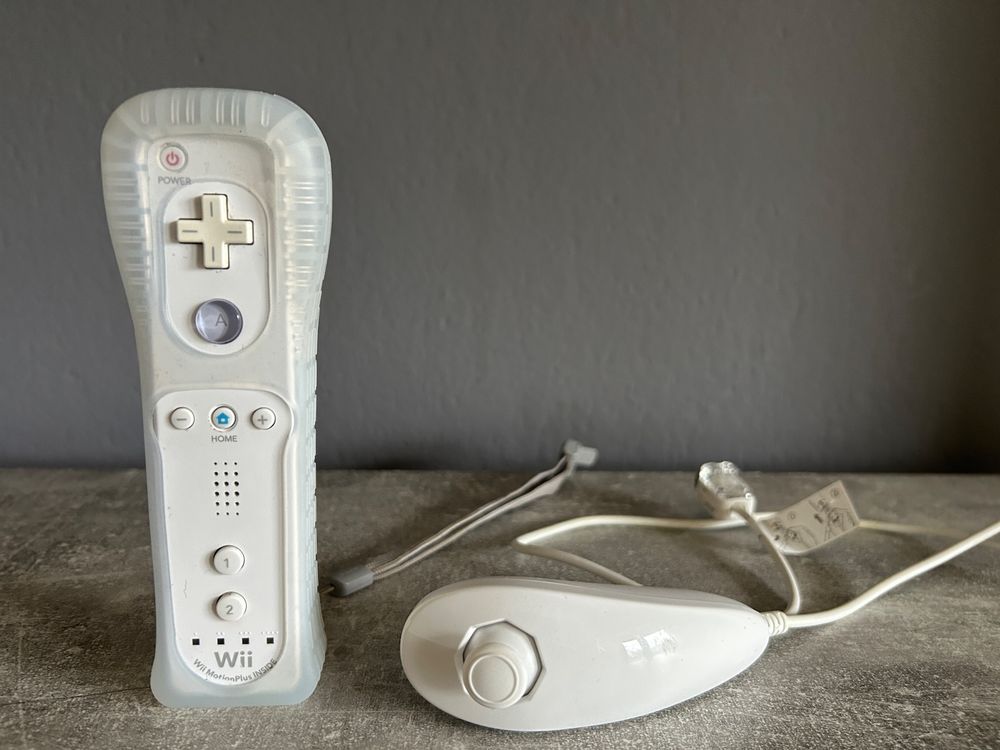 Originaler Controller - Wii Remote Plus * WHITE / WEISS * | Kaufen auf ...