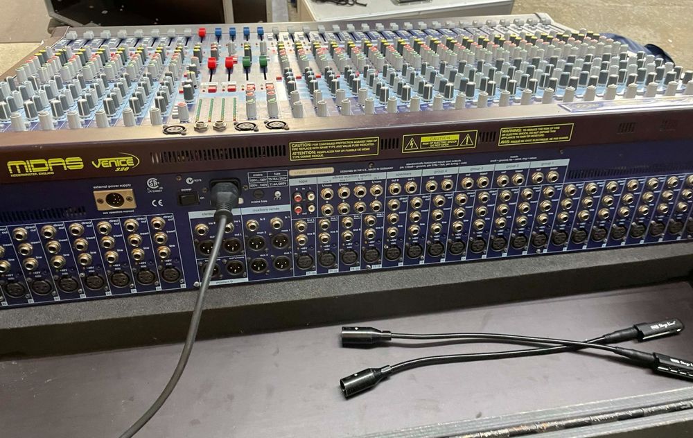 Midas Venice 320 Mischpult inkl. AAC Case | Acheter sur Ricardo