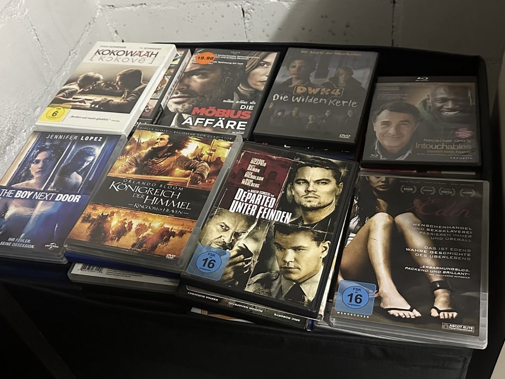 Über 100 Dvds, Ps2-4 Spiele (Gebraucht) in Altdorf UR für CHF 149 – nur ...