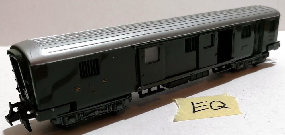 EQ) Schnellzug-Packwagens der "BLS", Trix Express (D'occasion) à ...