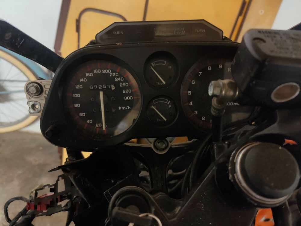 Honda CBR 1000 SC21 | Kaufen auf Ricardo