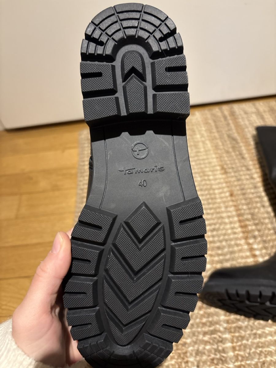 Bottes d'hiver Tamaris noires, taille 40, cuir chaud! (Neuf (Voir ...