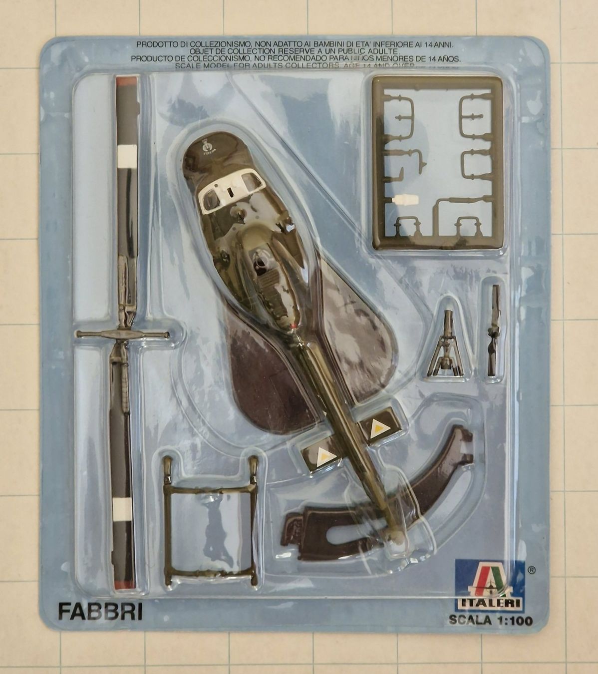 4 Hubschrauber Italeri 1/100 Apache, Mi 24, Iroquois, Huey (Neu (gemäss ...