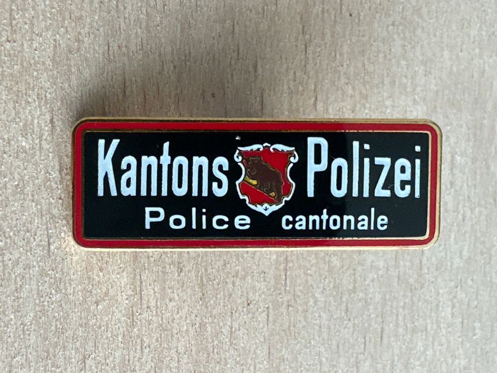Pin Kantonspolizei Bern (Gebraucht) in Glattbrugg für CHF 1 – mit Lieferung auf Ricardo kaufen