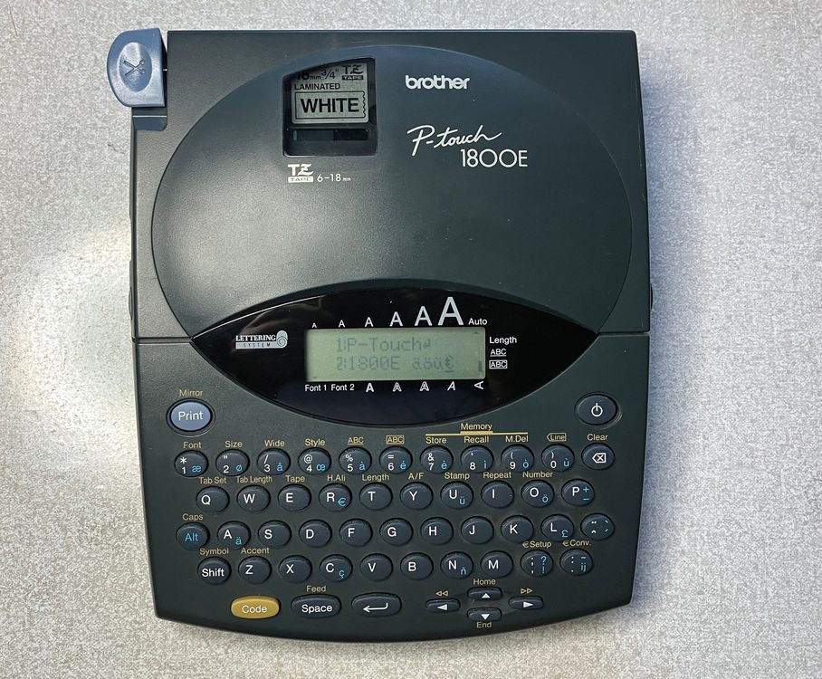 Brother P-Touch 1800E für TZ- / TZe-Band 6 bis 18mm + Bänder (Gebraucht ...