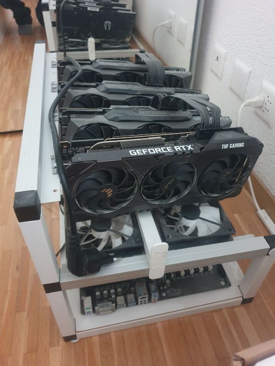 Rig de minage 3 rtx 3080 1 rtx 3090 | Kaufen auf Ricardo