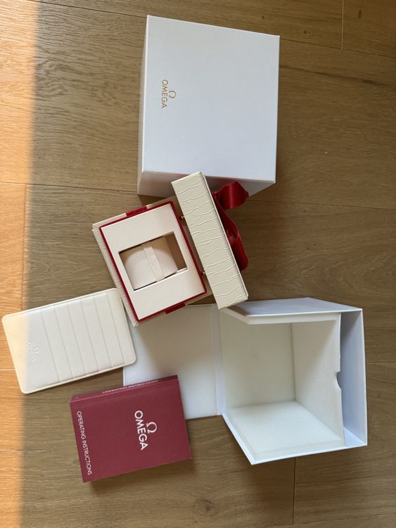 Omega Box | Kaufen auf Ricardo