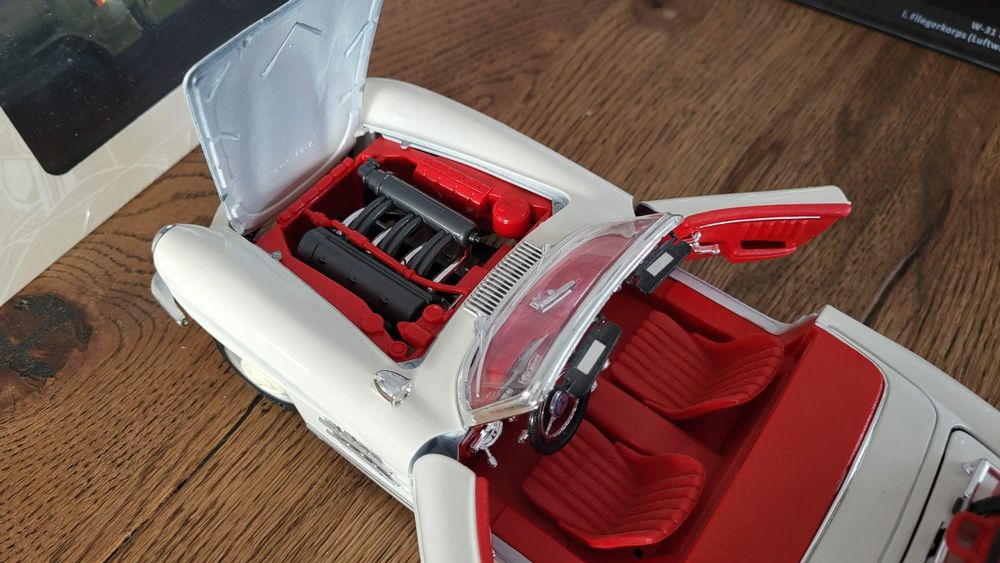 Mercedes Benz 300SL 1:18 BBurago (Gebraucht) in Rothrist für CHF 18 ...